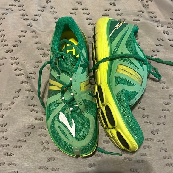 Brooks | Shoes | Brooks Pure Connect | Poshmark